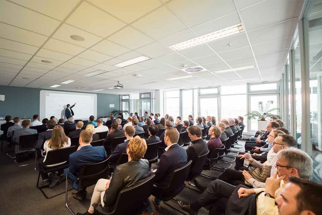 Bechtle Competence Days ziehen über 3.500 Besucher an | Erfolgreiche ...